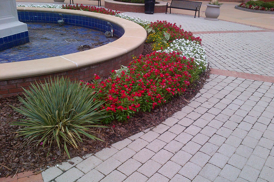 8 Commercial Landscaping Ideas to Attract More Customers | GLS Landscaping